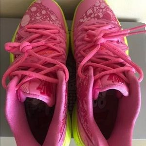 Nike | Shoes | Kyrie Irving Patrick Star 5s Brand New | Poshmark